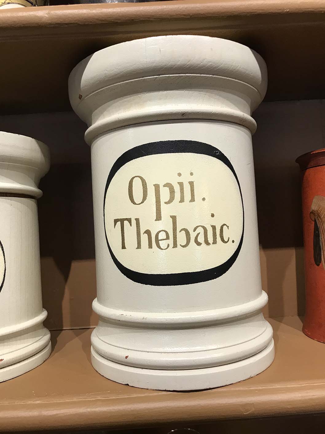 Opii Thebaic Wooden Jar – Pharmacy Research Center